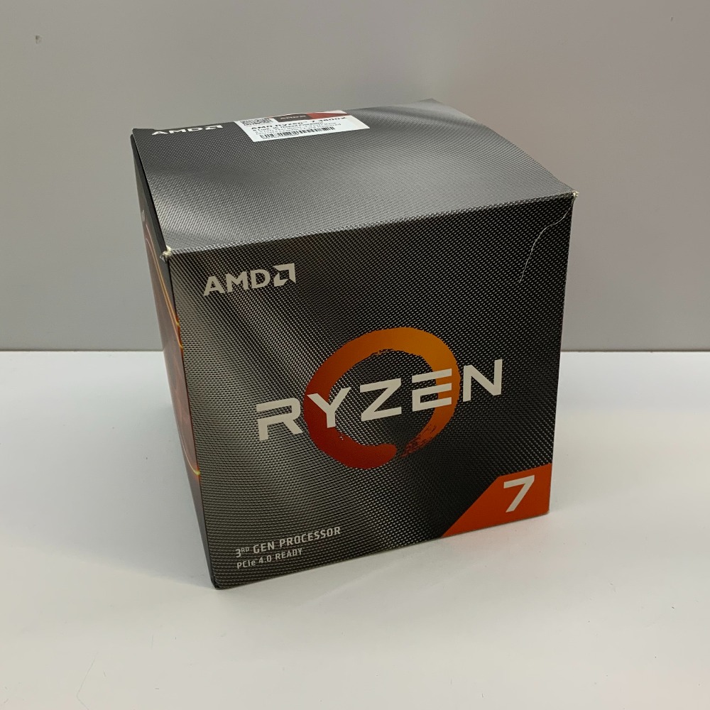 Pre-owned AMD Ryzen 7 3800X CPU With Wraith Cooler, AM4, 3.9GHz (4.5 ...